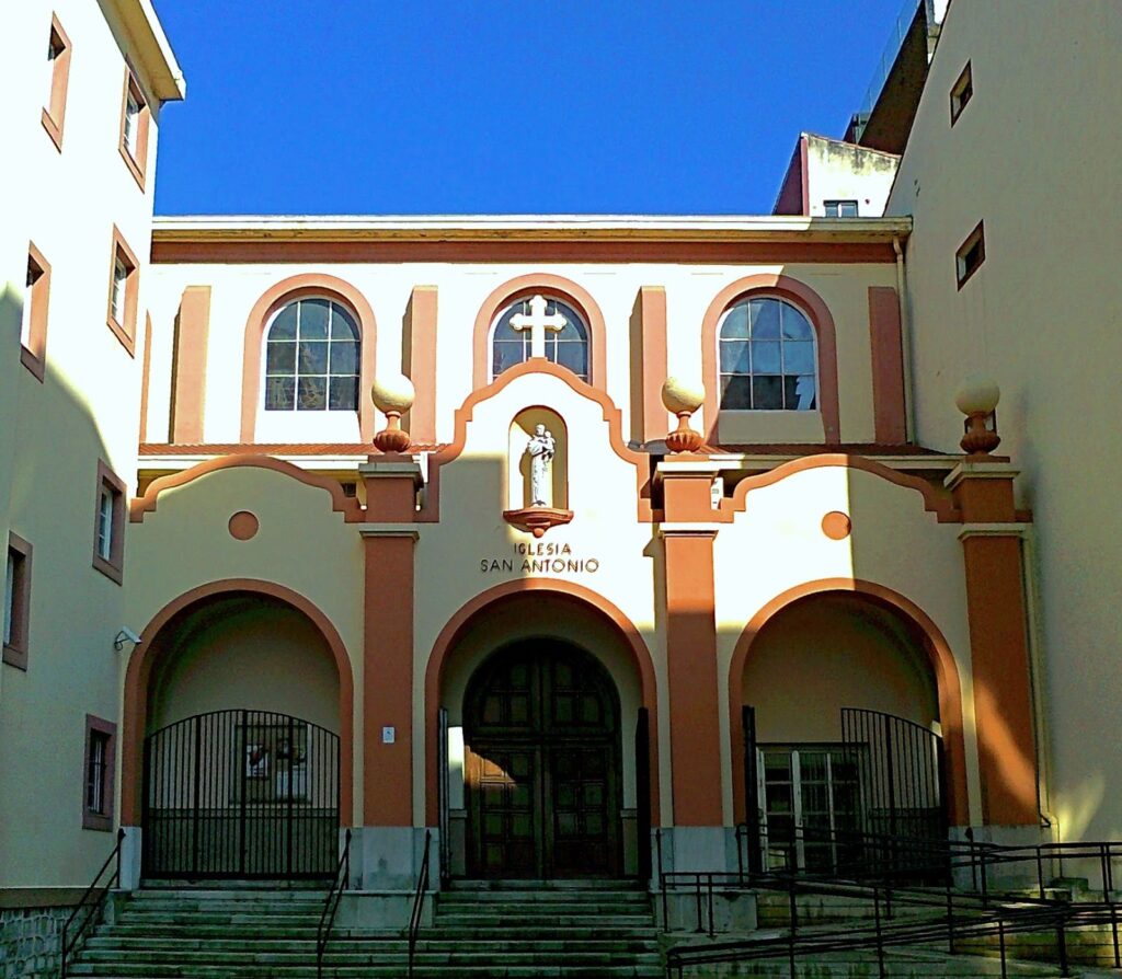 Iglesia De San Antonio De Padua (Padres Capuchinos), Tarragona - Misas.net