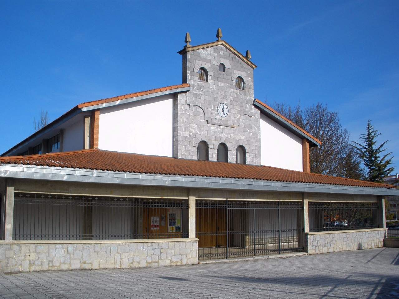 Parroquia De San José Obrero (Abetxuko), - Misas.net